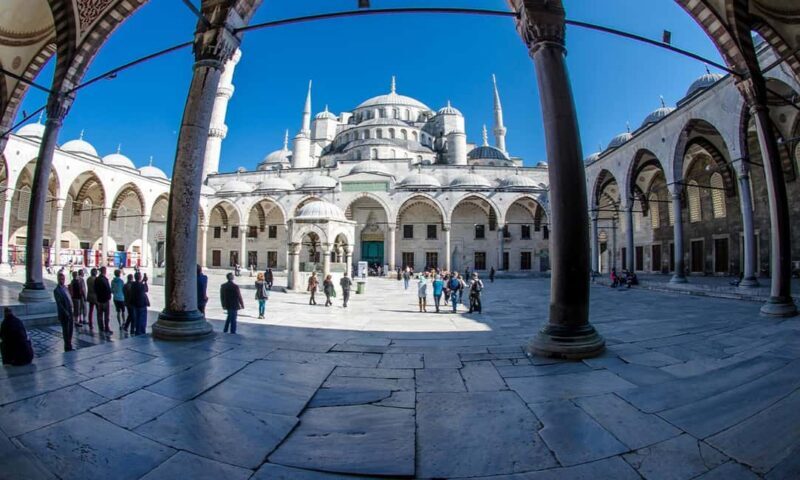 Hagia Sophia & Blue Mosque + Optional Basilica Cistern - Key Points