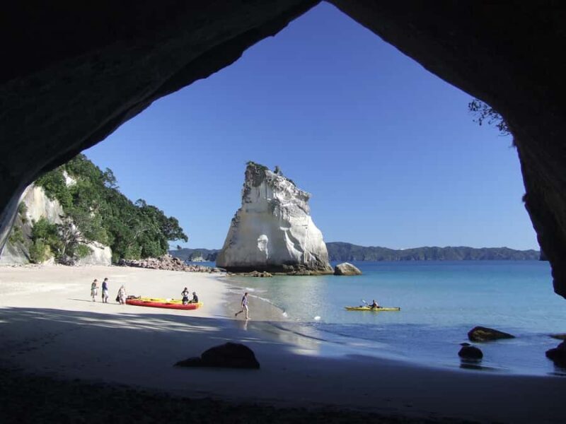 Hahei: Cathedral Cove Kayak Tour - Refreshments included - Why This Tour Offers Great Value