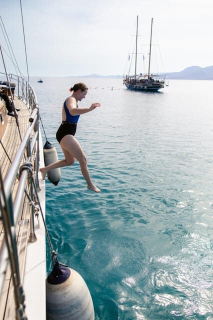 Half-Day Athens Cruise: Swim Stop,Lunch, and Drinks Included - An In-Depth Look at the Athens Cruise Experience