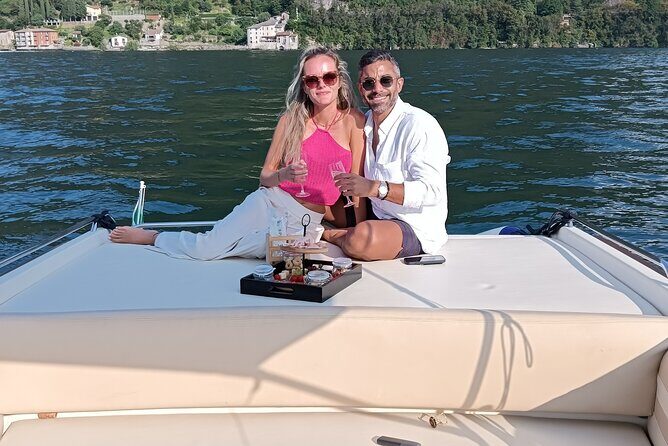 Half Day Boat Tour on Lake Como with Aperitif - Key Points