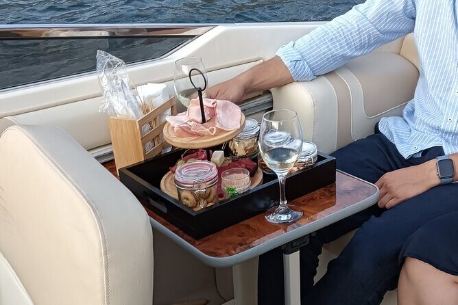 Half Day Boat Tour on Lake Como with Aperitif - FAQs