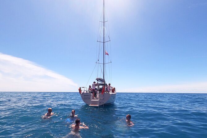 Half-Day Boat Trip Madeira Funchal- Private Yacht Snacks & Drinks - Why Choose This Tour?