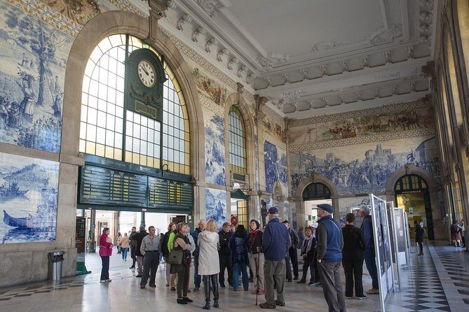 Half Day City Tour with Six Bridges Cruise and Wine Tasting - The Itinerary in Detail