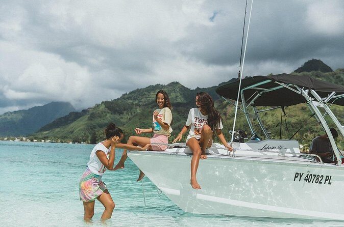 Half-Day Discovery of Moorea Lagoon by Private Boat. - FAQ