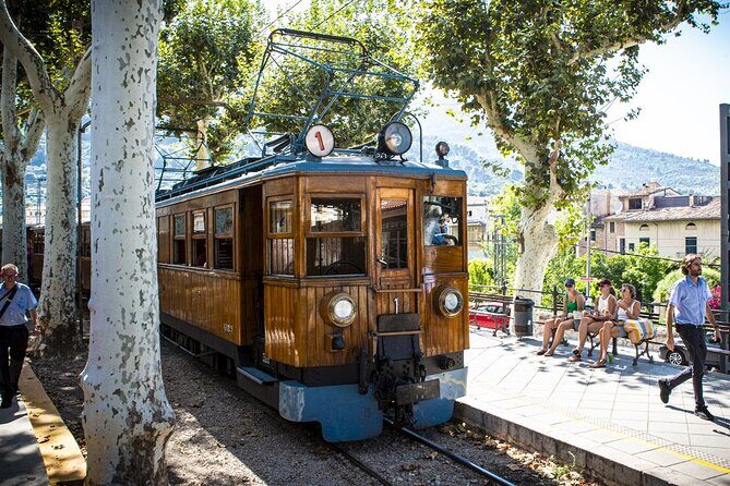 Half Day Guided Tour in Soller Train and Tram - FAQ