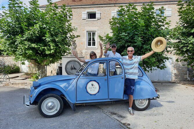 Half-day guided tour on the Burgundy wine Route in a classic car - Key Points