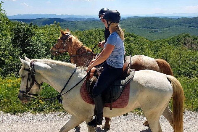 Half-Day Horseback Ride in Tuscany for beginner riders - FAQs