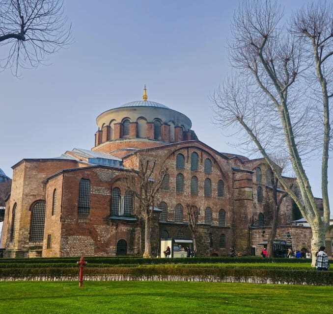 Half Day Old City Tour by Art Historian - An In-Depth Look at the Old City Tour