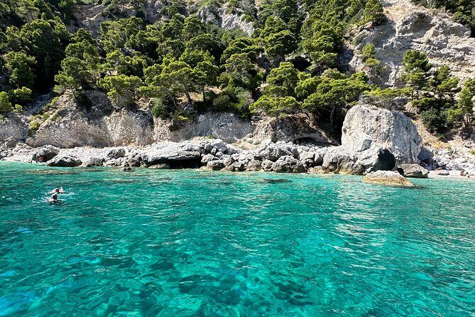 Half-day private boat tour of Capri - FAQ