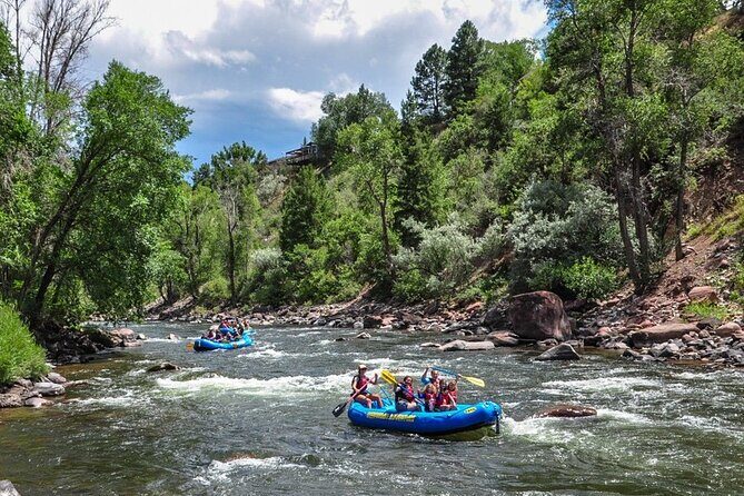 Half Day Roaring Fork Rafting - A Complete Guide to Half Day Roaring Fork Rafting in Glenwood Springs