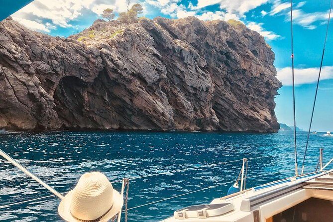 Half Day Sailing Excursion along the Coast - FAQ