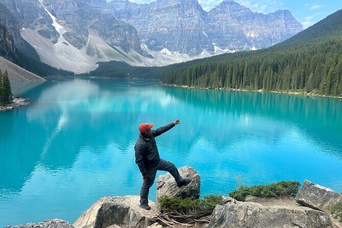 Half Day Shared Adventure to Lake Louise and Moraine Lake - Discover the Beauty of Banff’s Iconic Lakes on a Half Day Shared Adventure
