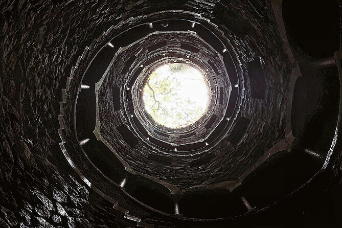 Half-Day Sintra Pena and Regaleira palace with Small Group - Who Is This Tour Best For?