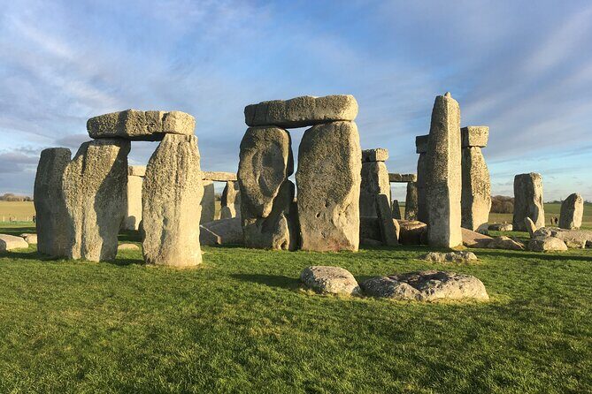 Half-Day Small-Group Tour to Stonehenge from Bath, inc Entry - Key Points