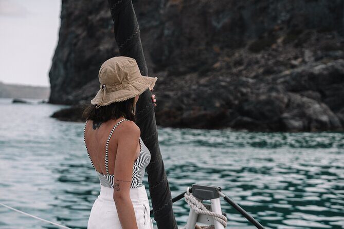 Half-Day Tailor-made Private Catamaran Cruise in Santorini - FAQ  