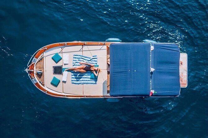 Half day tour of Capri by private boat - The Blue Grotto: To Go or Not to Go?