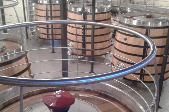 Half-day tour to Saint Emilion, a UNESCO site, with a private guide - Authentic Experiences and Authenticity