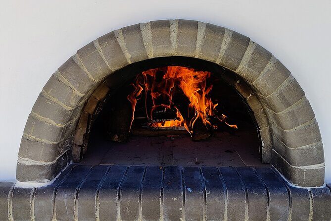 Half-Day Traditional Micro Restaurant in Santorini - The Sum Up: Who Will Love This Tour?  