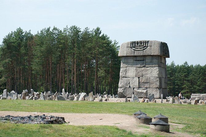 Half Day Treblinka Death Camp Small Group Tour from Warsaw with Lunch - Detailed Review of the Tour Experience