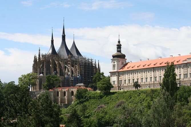 Half Day Trip to Kutna Hora and Bone Church from Prague - Is It Worth the Price?