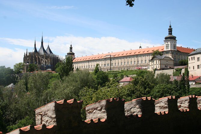 Half Day Trip to Kutna Hora and Bone Church from Prague - Who Is This Tour For?