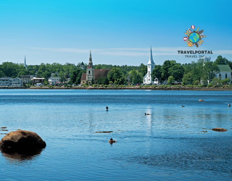 Halifax: Guided tour to Peggy's Cove, Lunenburg & - Key Points