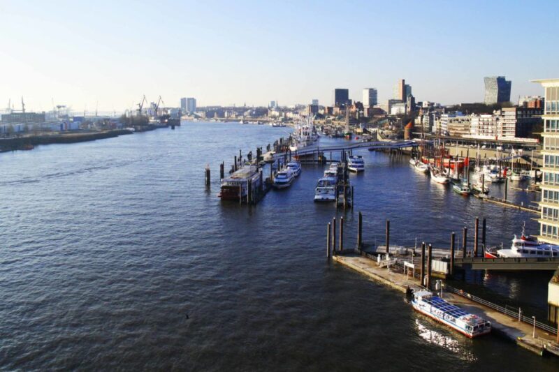 Hamburg: 2.5-Hour Discovery Tour - Key Points  