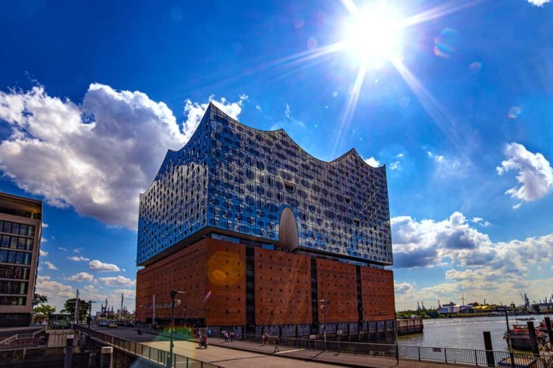 Hamburg: Elbphilharmonie Highlights and Plaza Guided Tour - A Close Look at the Experience