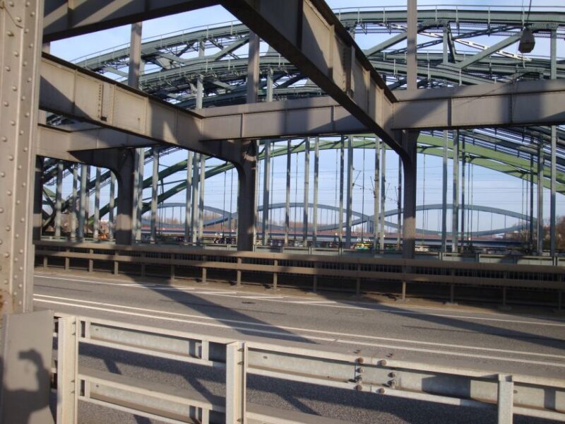 Hamburg Harbor: 3.5-Hour Guided Tour by Bike - Key Points