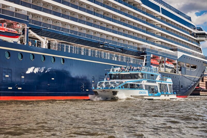 Hamburg: Harbor Cruise and Bus City Hop-On Hop-Off Tour - Practical Tips for Making the Most of Your Day  