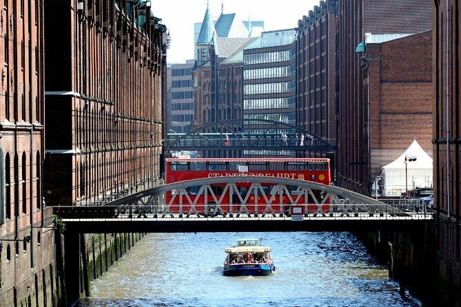 Hamburg Hop-on-Hop-off Tour, Harbor and Lake Alster Cruise - Discover Hamburg with a Combo Tour