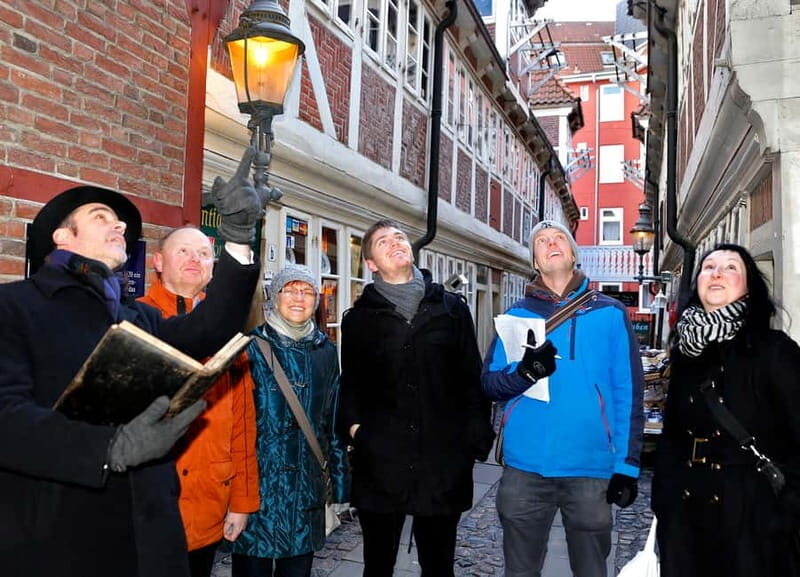 Hamburg: Interactive Crime Theater Tour in German - The Value of This Experience