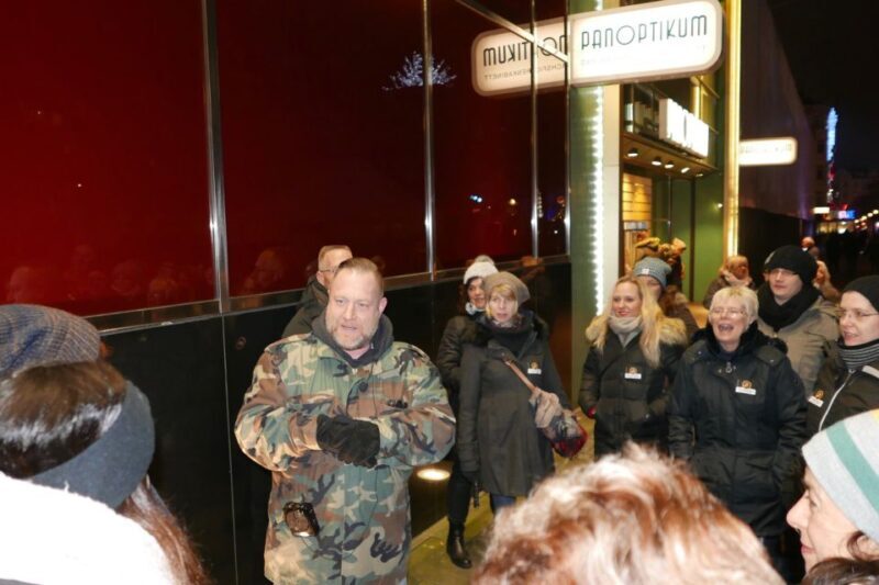 Hamburg: Olivia Jones Tour with Iconic Barker Fabian - FAQ