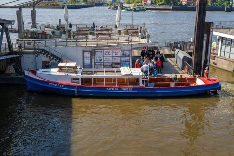 Hamburg: One Hour Traditional Harbor Cruise - A Closer Look at the Hamburg Harbor Tour