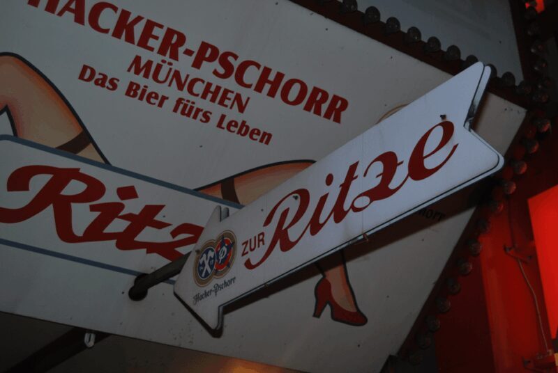 Hamburg: Private 1.5-Hour Walking Tour of St. Pauli - Key Points