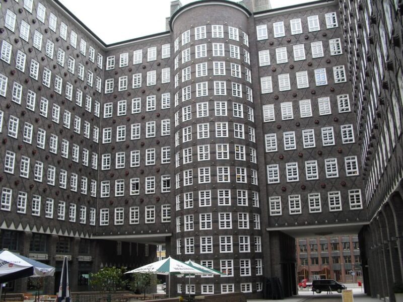 Hamburg: Private Tour Down Town around City Hall - Exploring Each Stop in Detail