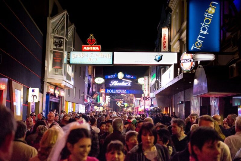 Hamburg: Private Tour Red Light District Walking Tour - The Experience in Depth