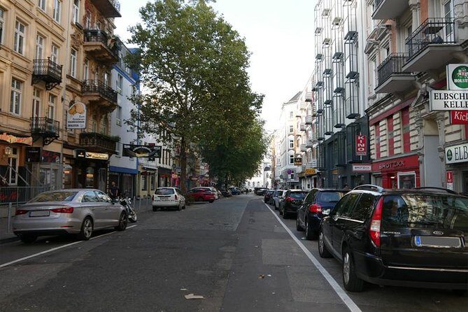 Hamburg Reeperbahn Small-Group Walking Tour - Introduction: What to Expect from the Hamburg Reeperbahn Small-Group Walking Tour