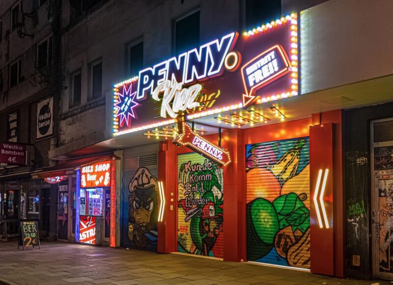 Hamburg: Safari tour in St. Pauli - Practical Details and Value