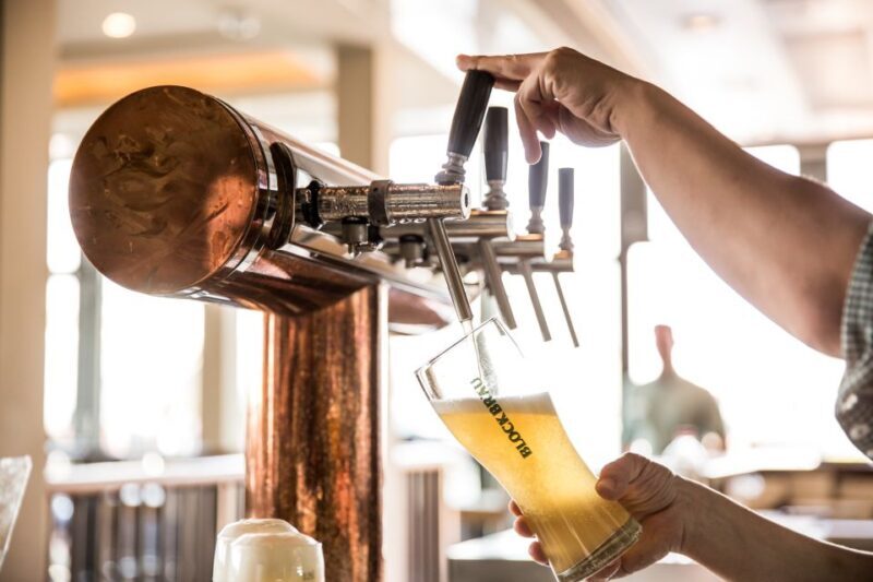 Hamburg: Schanzenviertel Food and Beer Tour - An Authentic Hamburg Experience in a Compact Package