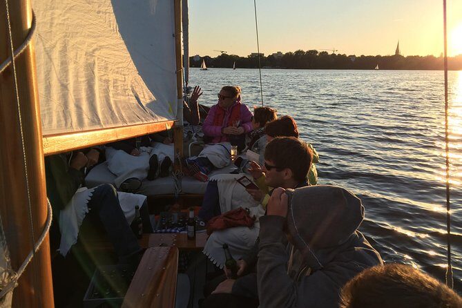 Hamburg Small-Group Sunset Sailing Cruise on Lake Alster - What to Expect During the Cruise
