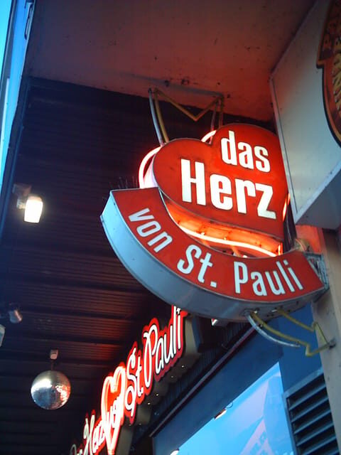 Hamburg: St. Pauli 1.5-Hour Tour - Key Points