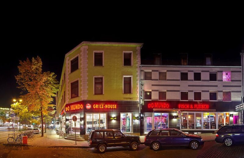 Hamburg: St. Pauli Tour of the Reeperbahn - Why the Guided Tour Stands Out