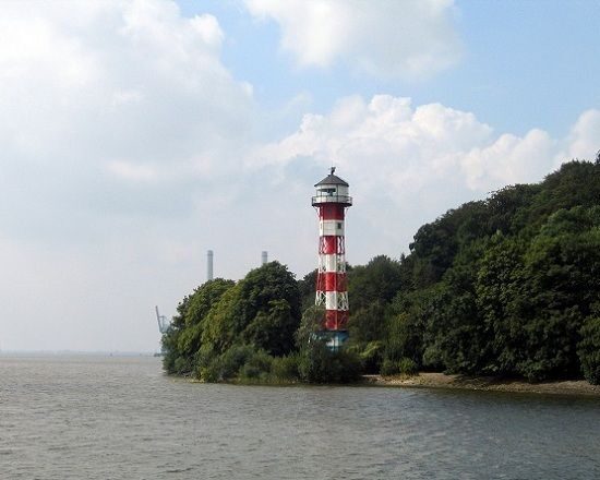 Hamburg: Tour of Blankenese on the Banks of the Elbe - An In-Depth Look at the Blankenese Tour