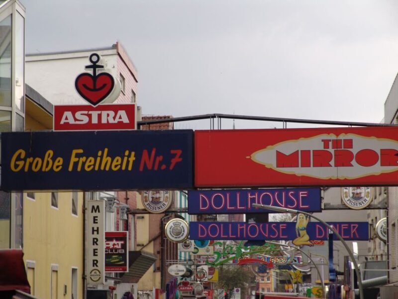 Hamburg: Walking Tour for School Groups - Exploring Hamburg in a Kid-Friendly Way