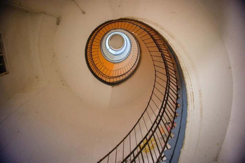 Hamburg: Walking tour of the Green Bunker in St. Pauli - What’s Included and What’s Not