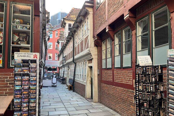 Hamburg's Historical Highlights: A Self-Guided Audio Tour - Exploring Modern Hamburg