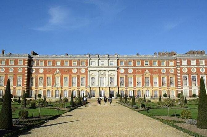 Hampton Court Palace Entrance Ticket - Key Points