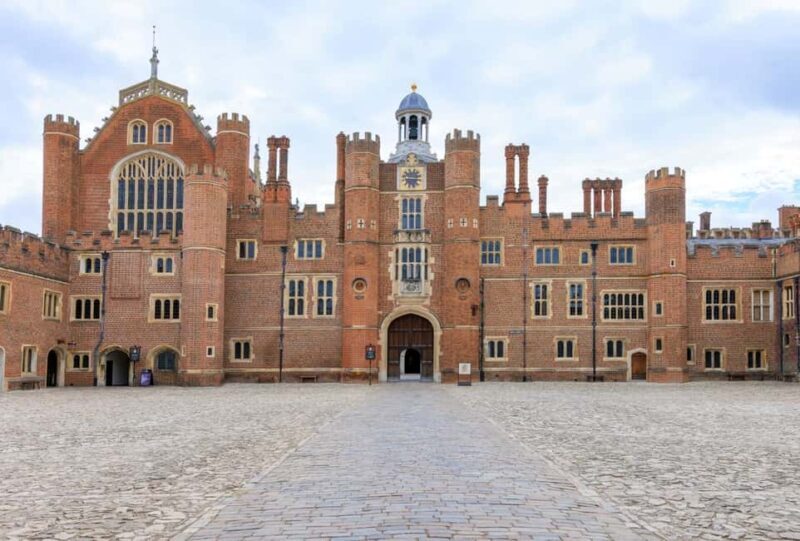 Hampton Court Palace Half-Day Trip from London with Tickets - Key Points