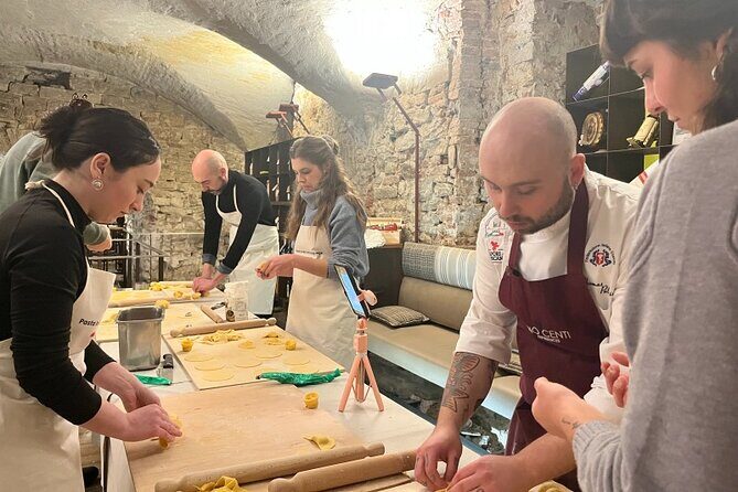 Hands-On Pasta and Tiramisu Class in a Florentine Palace - Key Points